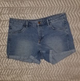 H&M - Den­im Shorts