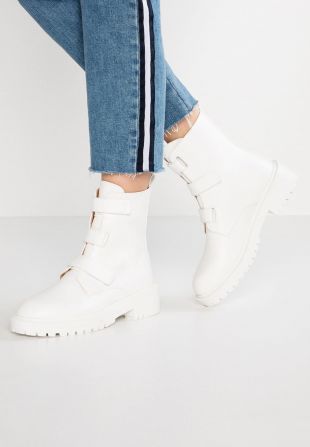 raid - Braylon White Chunky Boots