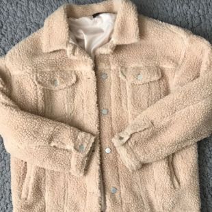 Missguided - Cream Oversized Borg Trucker Jacket