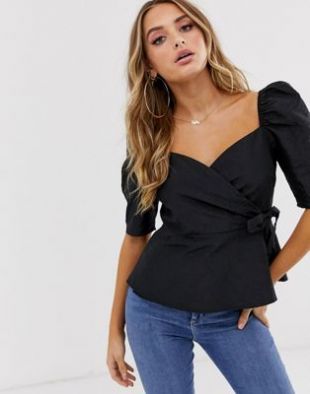 ASOS DESIGN - Top cache-coeur à manches courtes et décolleté