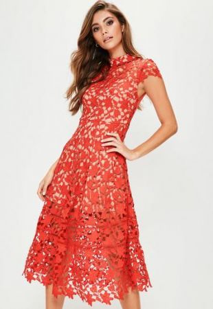 Missguided - Robe patineuse rouge