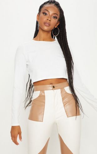 prettylittlething - Cream Long Sleeve Ribbed Crop Top