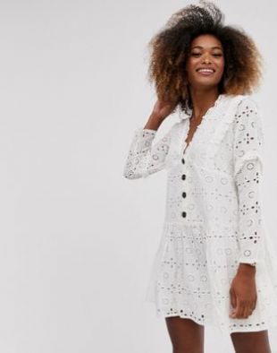 ASOS DESIGN - ASOS DESIGN - Robe babydoll courte en broderie anglaise avec boutonnage et volants ...