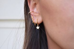 OtheliaJewelsShop - Boucles d'oreilles tiny Star Dangle Hoop, Gold Star Huggie Hoop, Silver Tiny ...