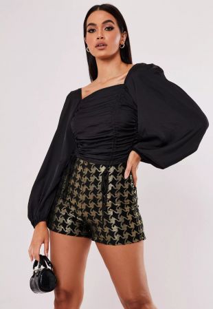 Missguided - Gold Jacquard Tailored Shorts