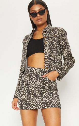 prettylittlething - Leopard Print Cropped Denim Jacket