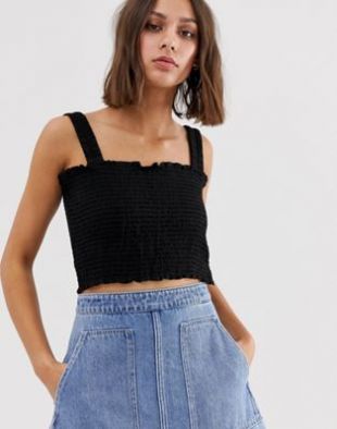 Weekday - Weekday - Crop top froncé à bretelles - Noir | ASOS
