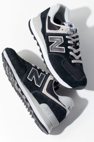 New Balance - Black Sneakers