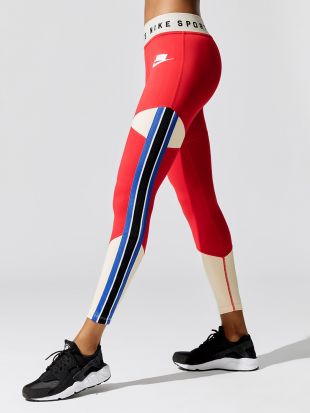 Nike - Women's Graphic Leggings in University Red/muslin