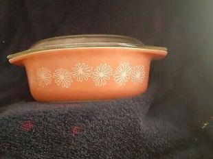 pyrex - Vintage Pyrex Pink White Daisy Oval Casserole Dish 1-1/2 Qt ...