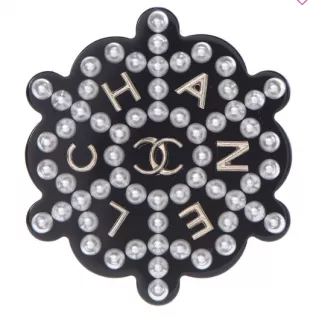Chanel - Snowflake pin