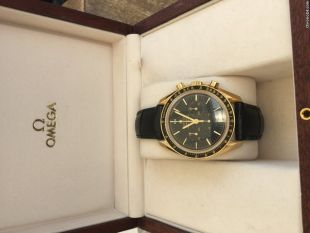 Omega - Omega Speedmaster Moonwatch Professional Gold