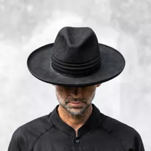 Unbranded - Hand Formed Black Rabbit Felt Hat