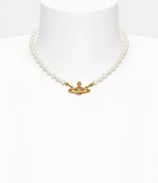 Vivienne Westwood - Mini Bas Relief Pearl Choker