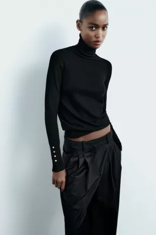 Zara - Basic Turtleneck Knit Sweater