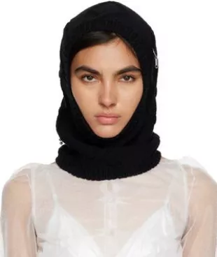 032c - Black Pierced Highland Balaclava