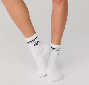 Alo Yoga - Throwback Socks