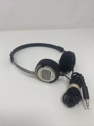 Realistic - Vintage Realistic Nova 45 Headphones "Stranger Things"
