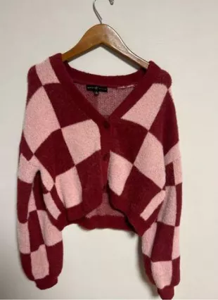 curtsy - Almost Famous Pink And Red Cropped Cardigan