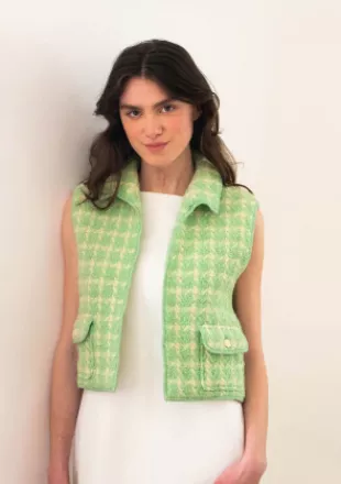 Chanel - Spring 1996 Two Pocket Green and off White Wool Vest