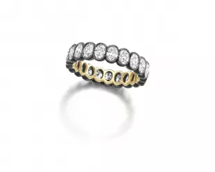 Jessica McCormack - Small Oval Diamond Eternity Band