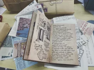 Unbranded - Indiana Jones Grail Diary-he Grail Diary-movie prop & inserts