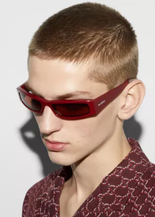Gucci - Rectangular Frame Sunglasses in Rosso Ancora Red