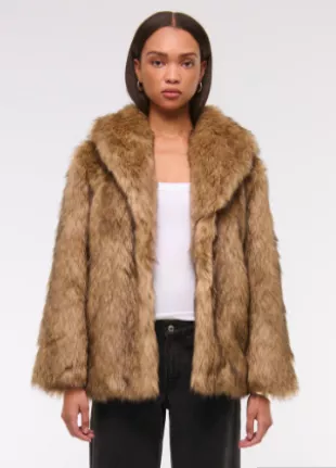 ABERCROMBIE AND FITCH - Tan Fur Coat