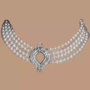 Royal Collection - Garrard Four Row Japanese Pearl Choker