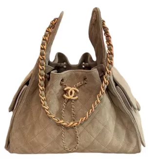 Chanel - 25 Suede Bag