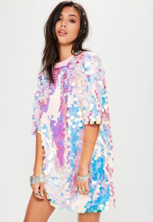 Missguided - Missguided Robe T shirt rose à sequins