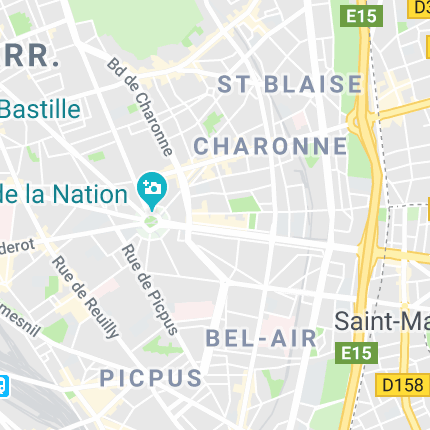 The Printemps Nation sirve como escenario para el clip The Simple ...