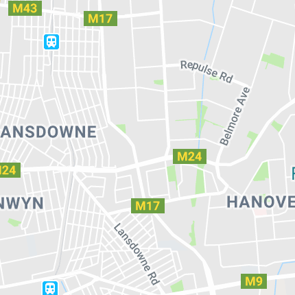 Le Turfhall Stadium de Cape Town en Afrique du Sud dans le clip Moi ...