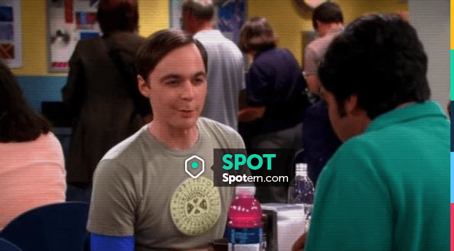 The t-shirt "kryptonian translator" of Sheldon Cooper (Jim Parsons) in ...
