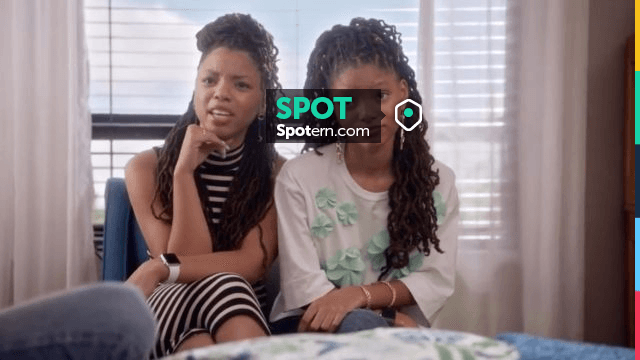 H&M "Fri Yay" gold earrings worn by Sky Forster (Halle Bailey) in Grown ...