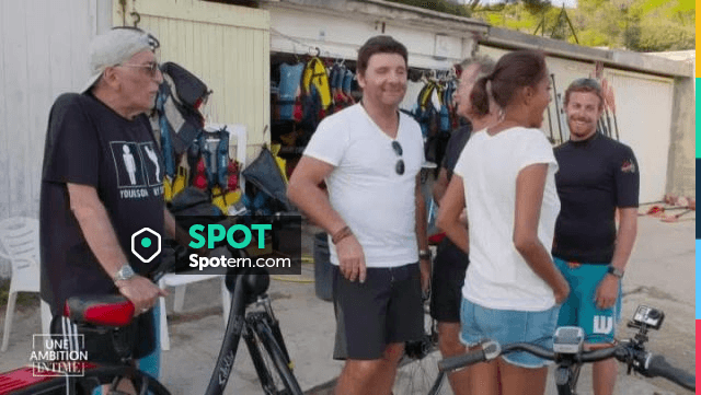 The tee shirt of Gérard Darmon in an ambition intimate with Franck ...