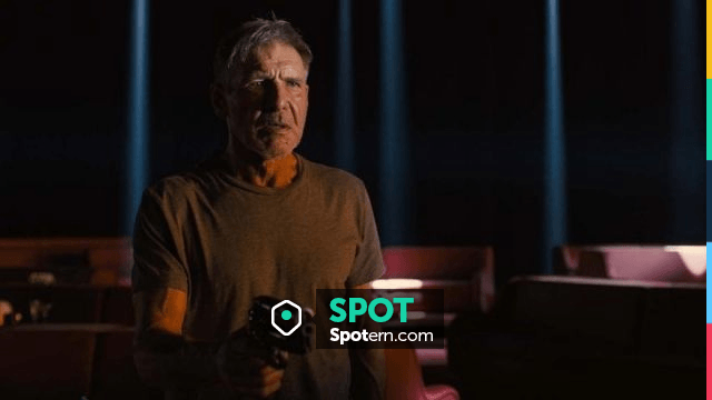 The replica of the gun Blaster Rick Deckard (Harrison Ford) in Blade ...