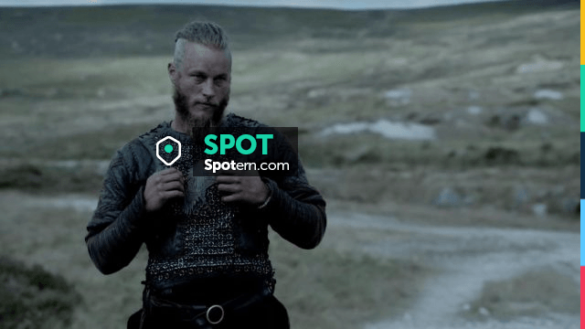 The costume of Ragnar Lothbrok (Travis Fimmel) Vikings | Spotern
