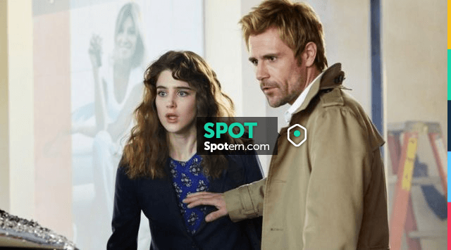 The trench coat from John Constantine (Matt Ryan) in Constantine S01E02 ...
