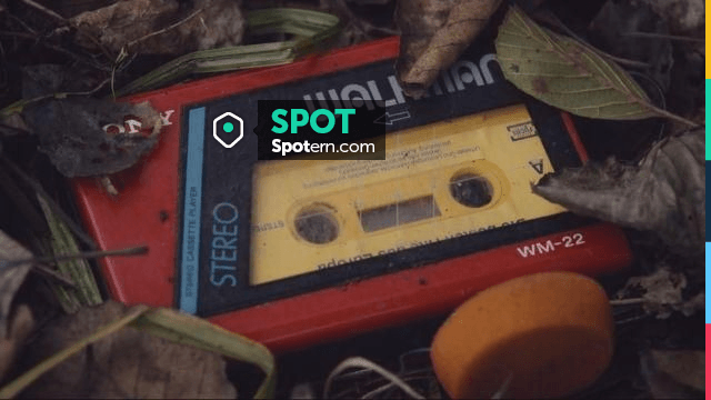 The Sony walkman of the ' 80s in the series Dark S01E01 | Spotern