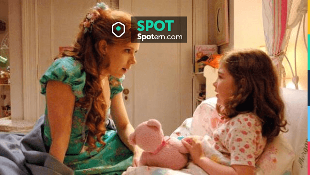 Giselle's (Amy Adams) curl updo wig in Enchanted | Spotern
