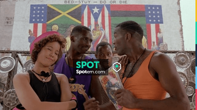 The comic book Black Panther of Punchy (Leonard L. Thomas) in Do the ...