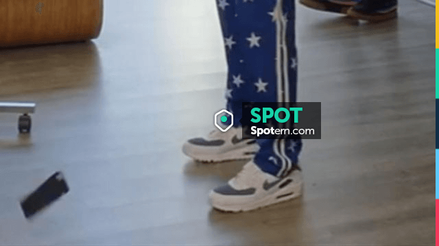 La paire de Nike Air Max 90 de Lil Dicky dans son clip Freaky Friday ...