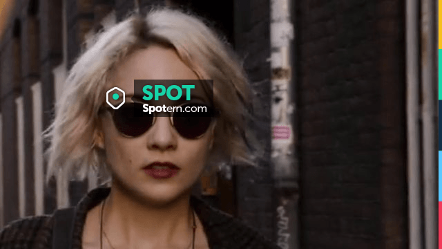 Sun-glasses Riley Blue (Tuppence Middleton) in Sense8 S02E01 | Spotern