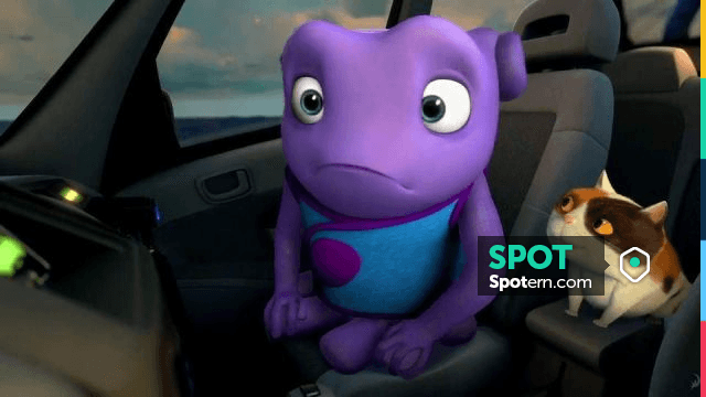 The costume of the cat in the movie drive | Spotern