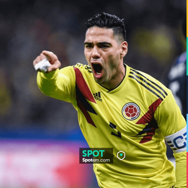 La camiseta oficial de Adidas de la selección colombiana para el ...