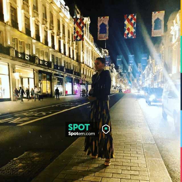 La Robe longue multicolore de Jess Pires sur Instagram | Spotern