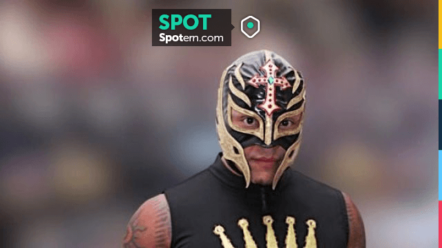 Mask Rey Mysterio seen in 20 good reasons to love the catch of ...