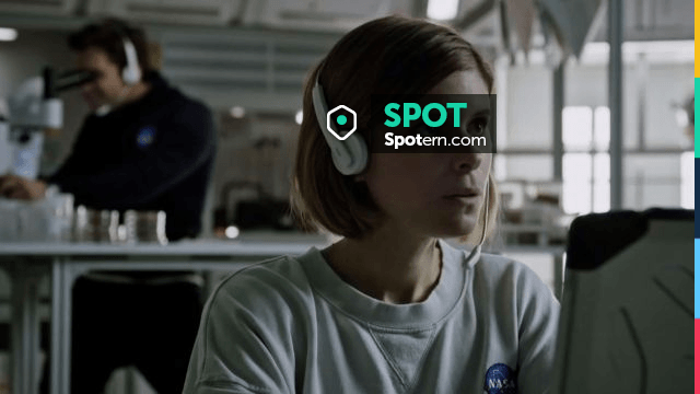 The audio headset of Beth Johansen (Kate Mara) in a Single on March ...