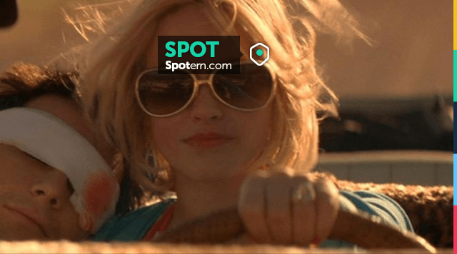 The pair of sunglasses golden of Alabama Whitman (Patricia Arquette) in ...